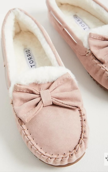 torrid | Shoes | Bow Slipper Faux Suede Blush Ww | Poshmark